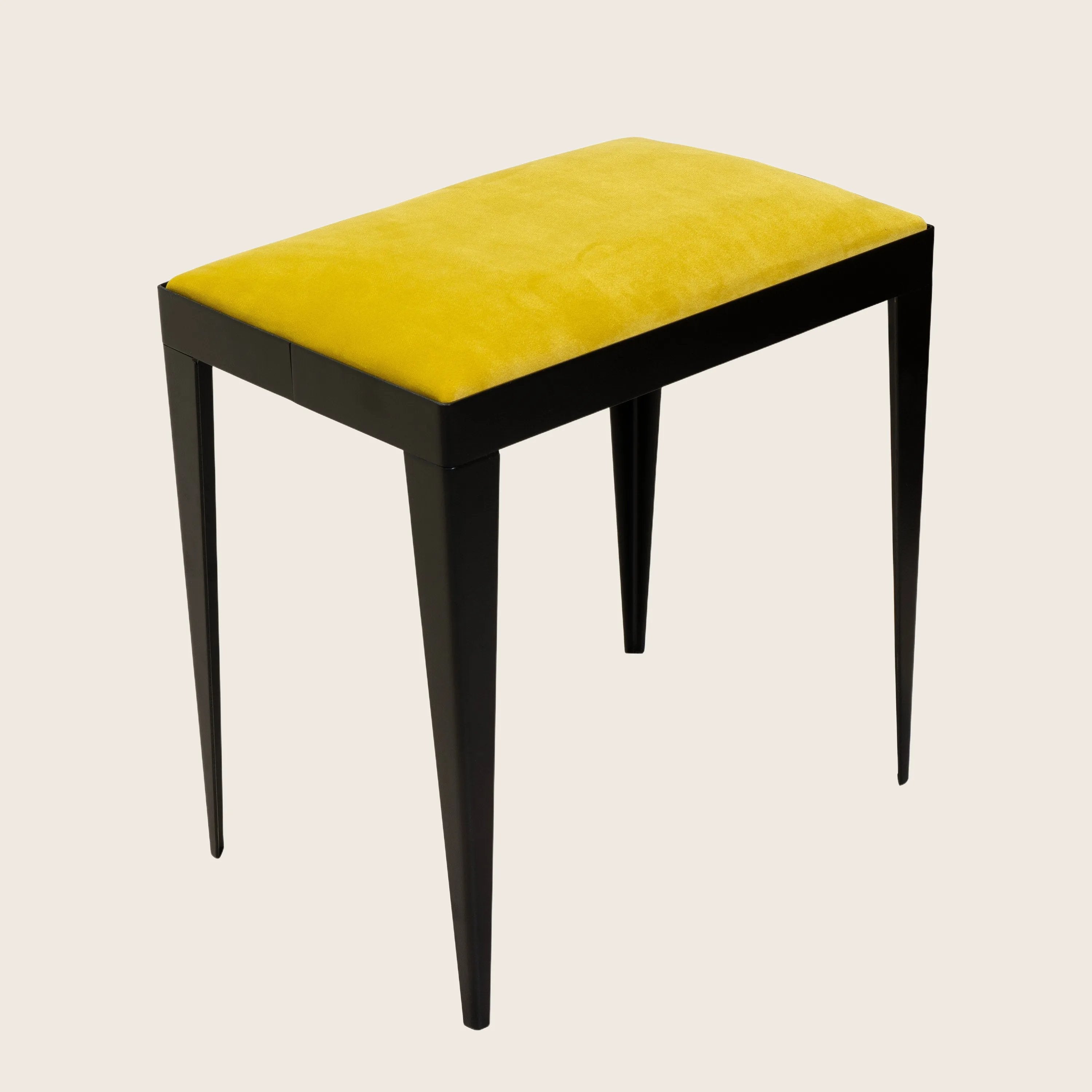 Flatiron Small Upholstered Bench – abc carpet & home