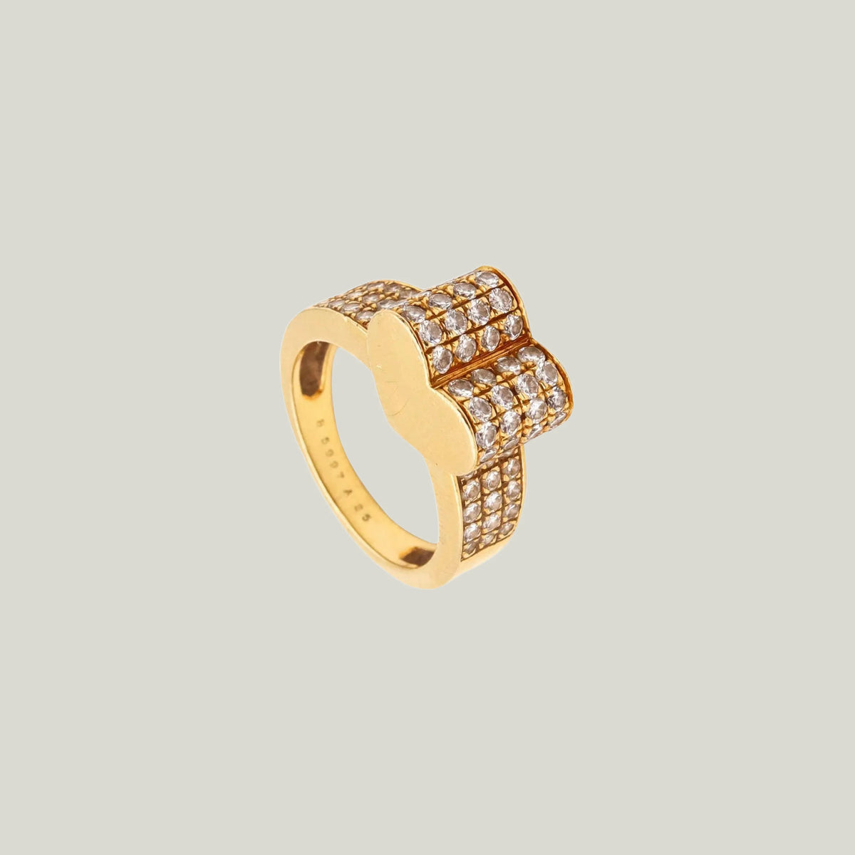 Van Cleef & Arpels Paris Heart shaped ring – abc carpet & home