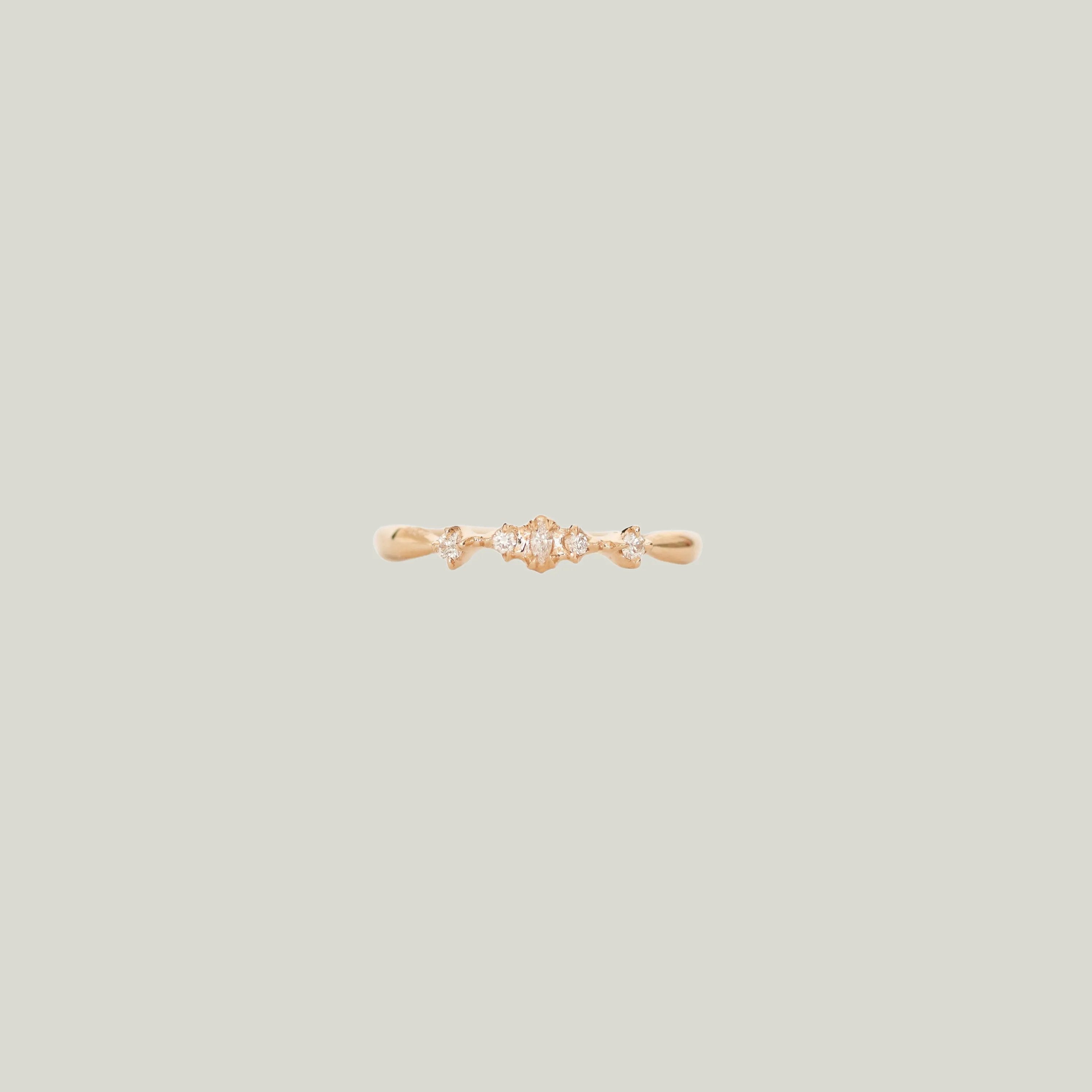 Lowa Ring – abc carpet & home